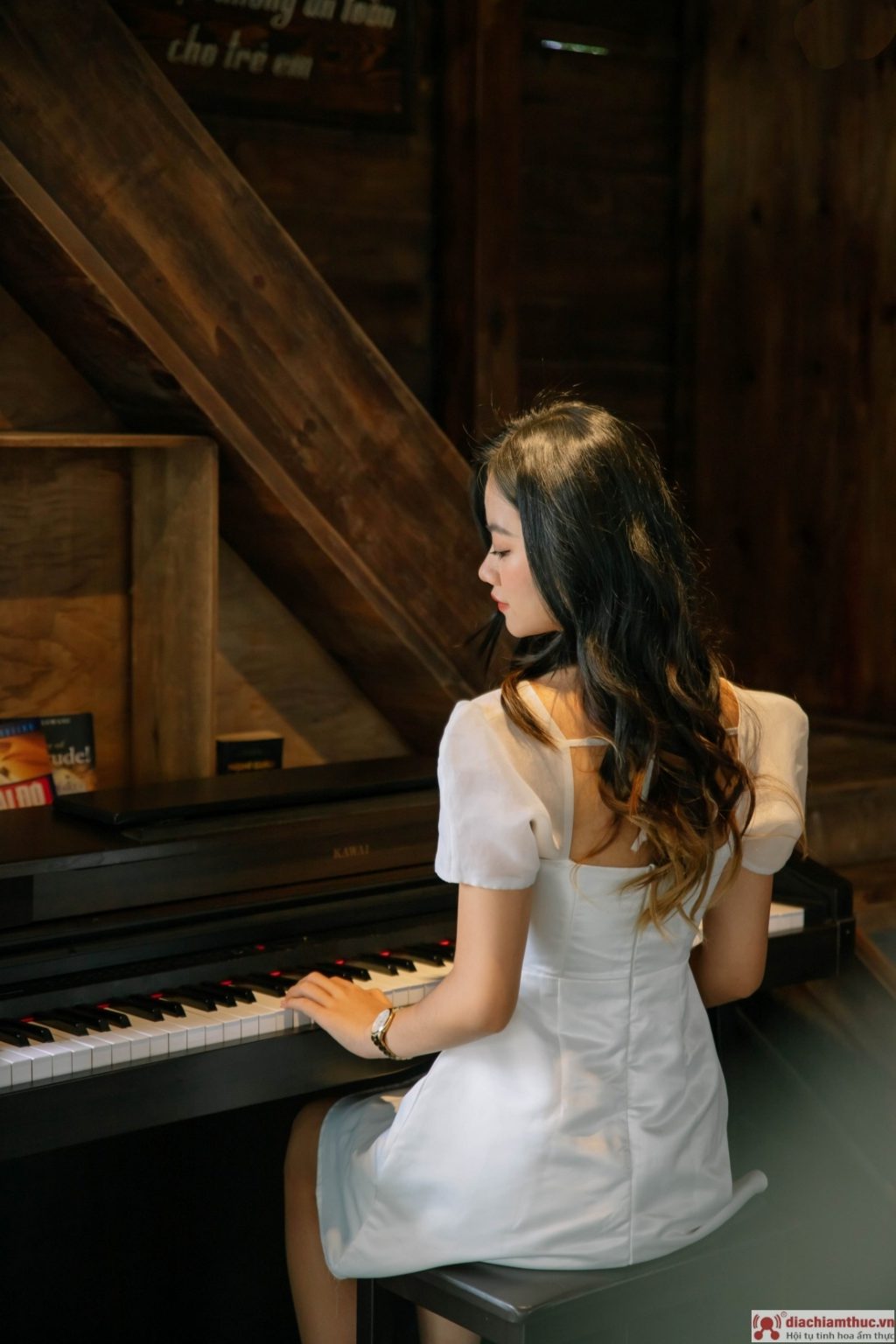 Tiệm cà phê Bình Minh Ơi Đà Lạt: View săn mây – ngắm bình minh cực chill